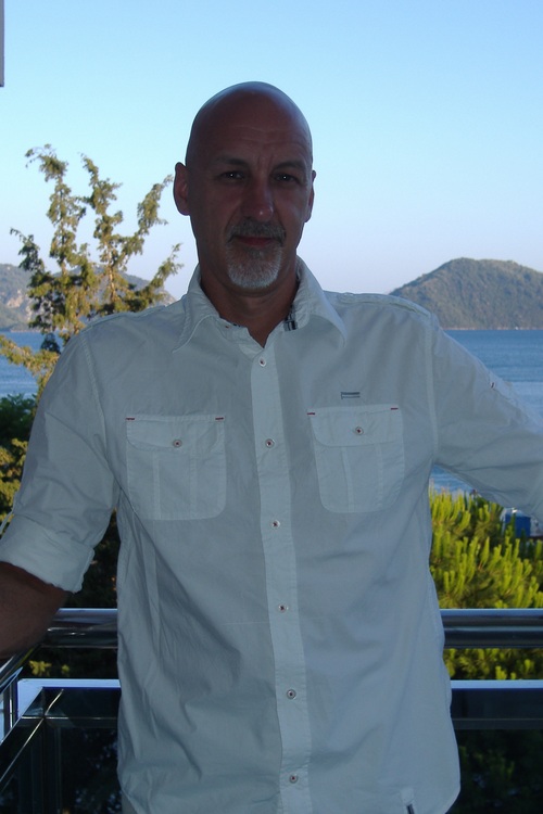 Amazon.com: Tim Shaw: books, biography, latest update