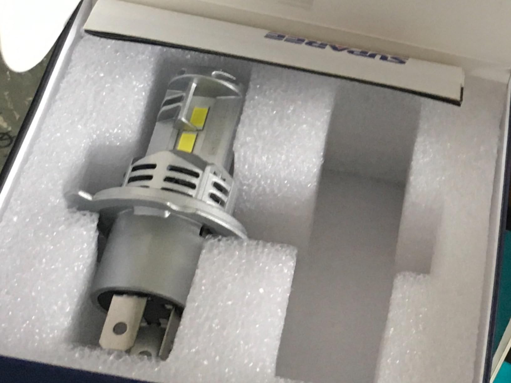 Amazon | SUPAREE H4 LED ヘッドライト 車検対応 爆光 hi/lo切替 ハロゲンサイズ 9倍明るさアップ DC12V 車/バイク用 6500K 三重放熱 静音ファン 長 ...