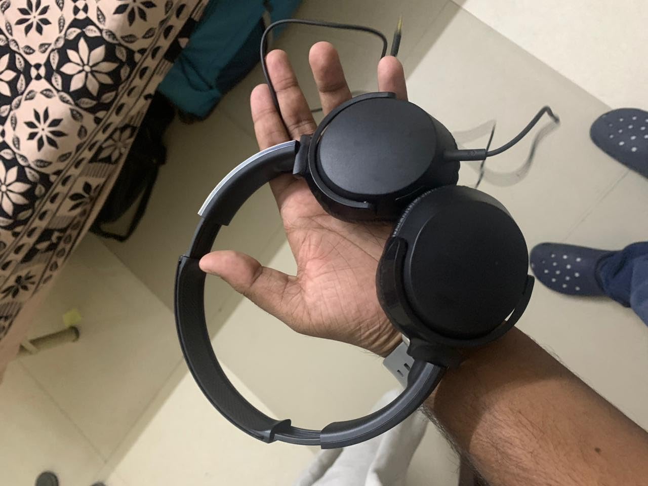 Skullcandy Riff Wired On Ear Headphones with Mic – Lightweight Foldable ...