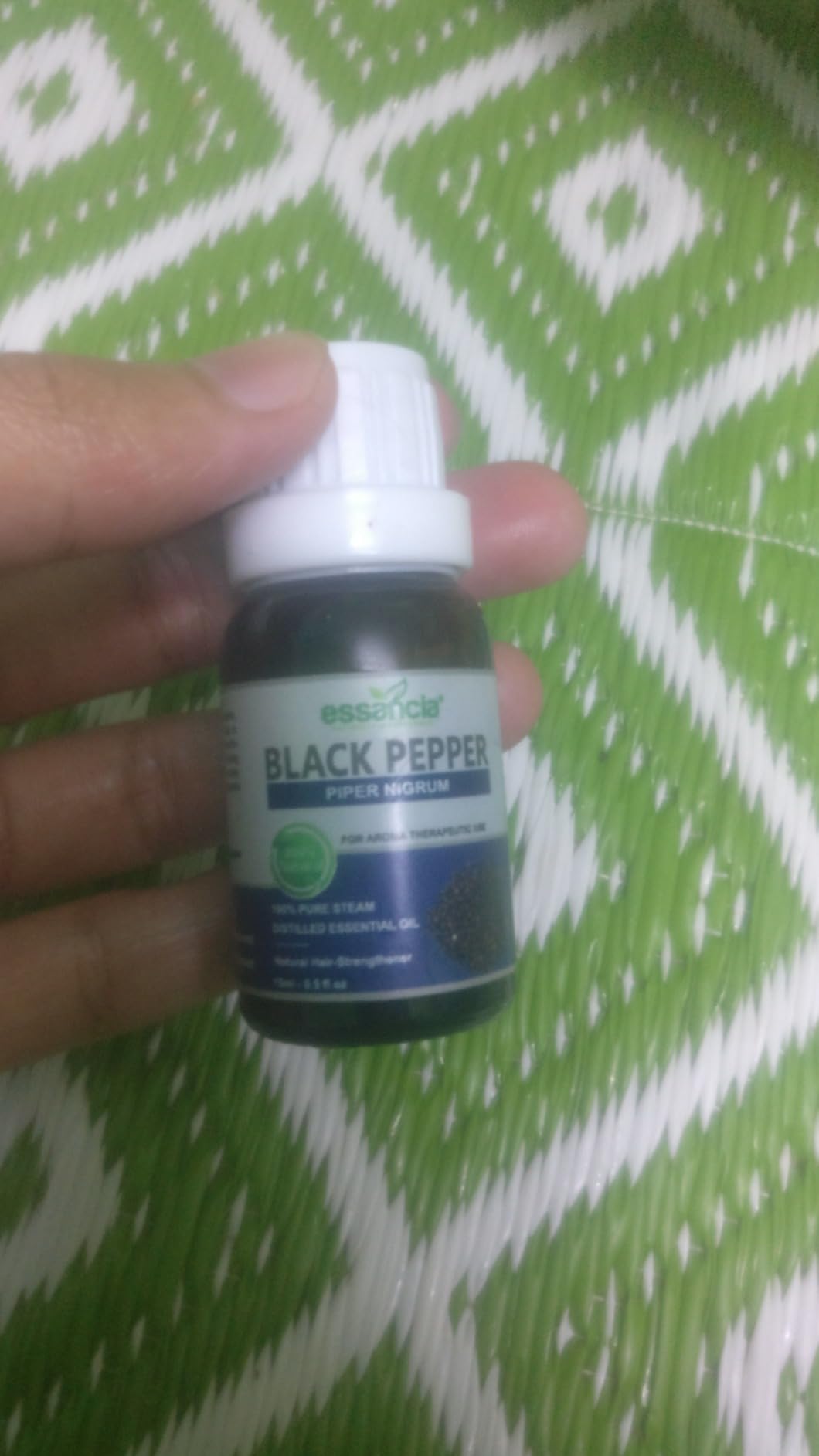 Essancia Black Pepper Essential Oil for Energy & Aromatherapy - 100% ...