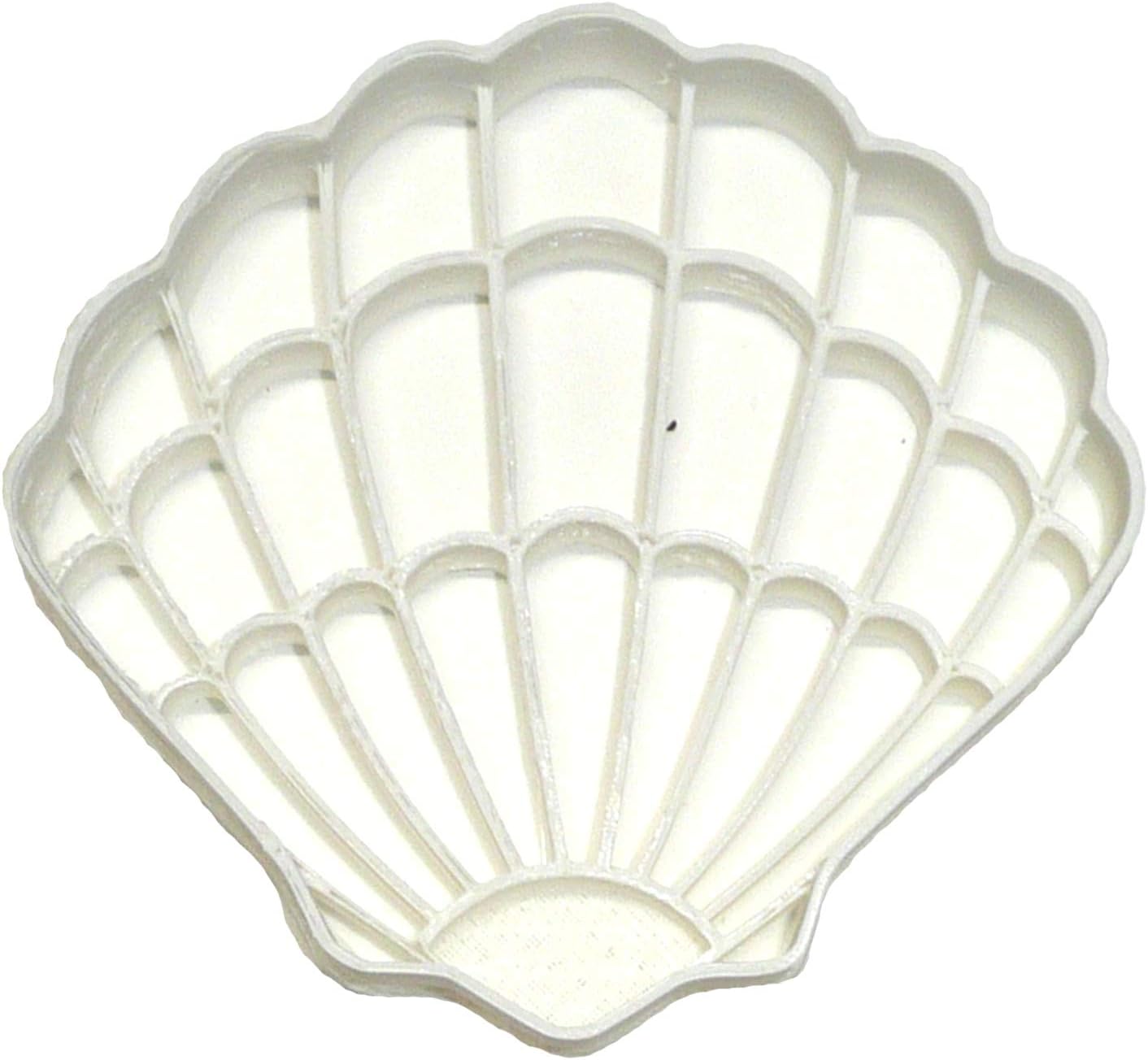 Amazon.com: FVVMEED 3 PCS Cute Shell Shape Biscuit Cutters Plastic ...