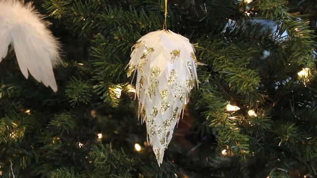 Victorian White Feather Christmas Trees White Ostrich Feather
