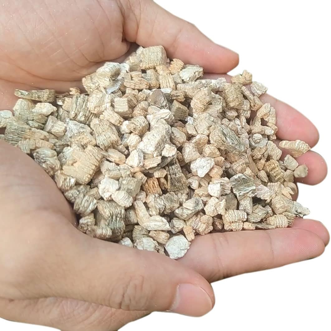 Amazon.com : 25QT Organic Vermiculite Granules for Plants and Gardening ...