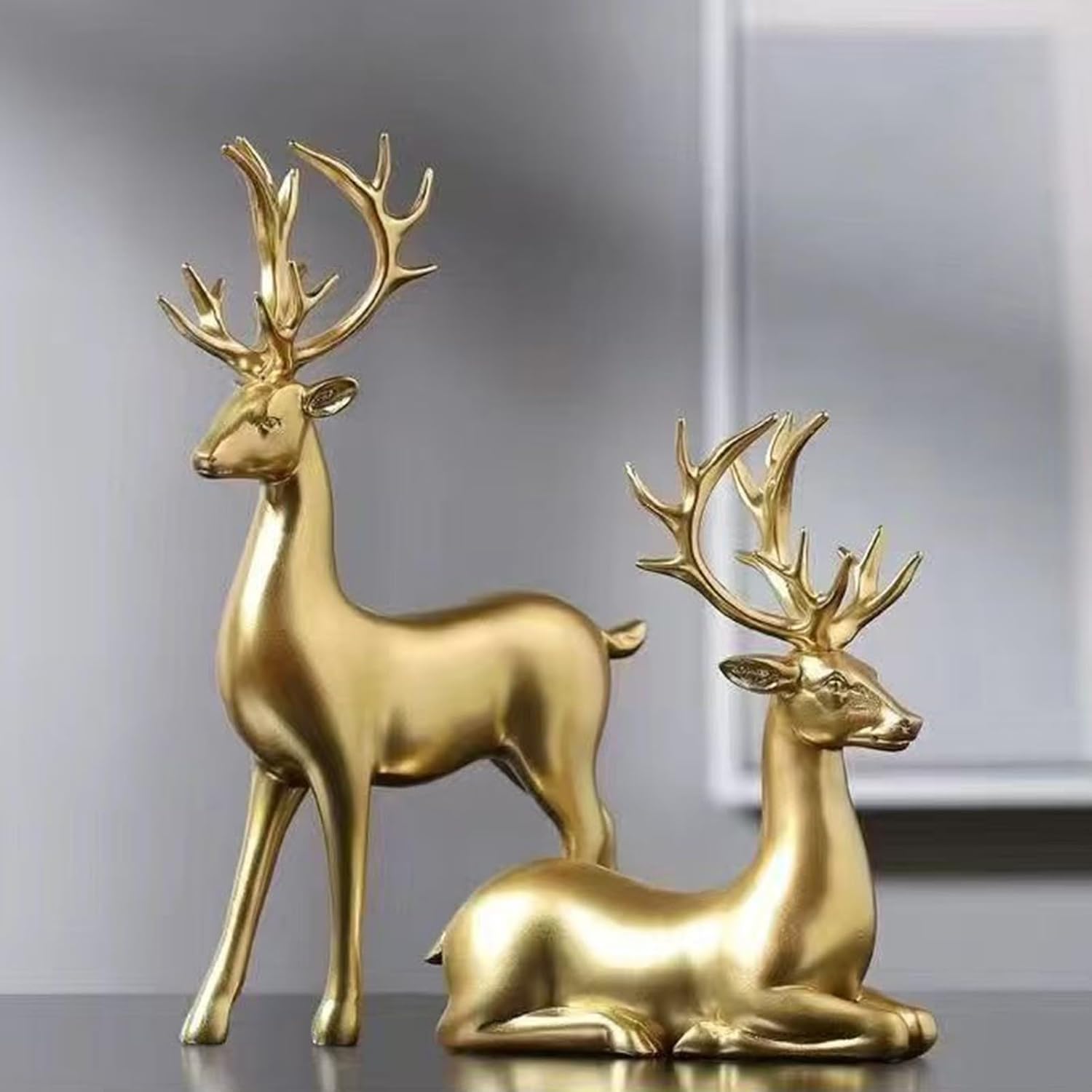 Set of 2 Reindeer Statues Christmas Decor, Resin Deer Sculpture, Modern ...