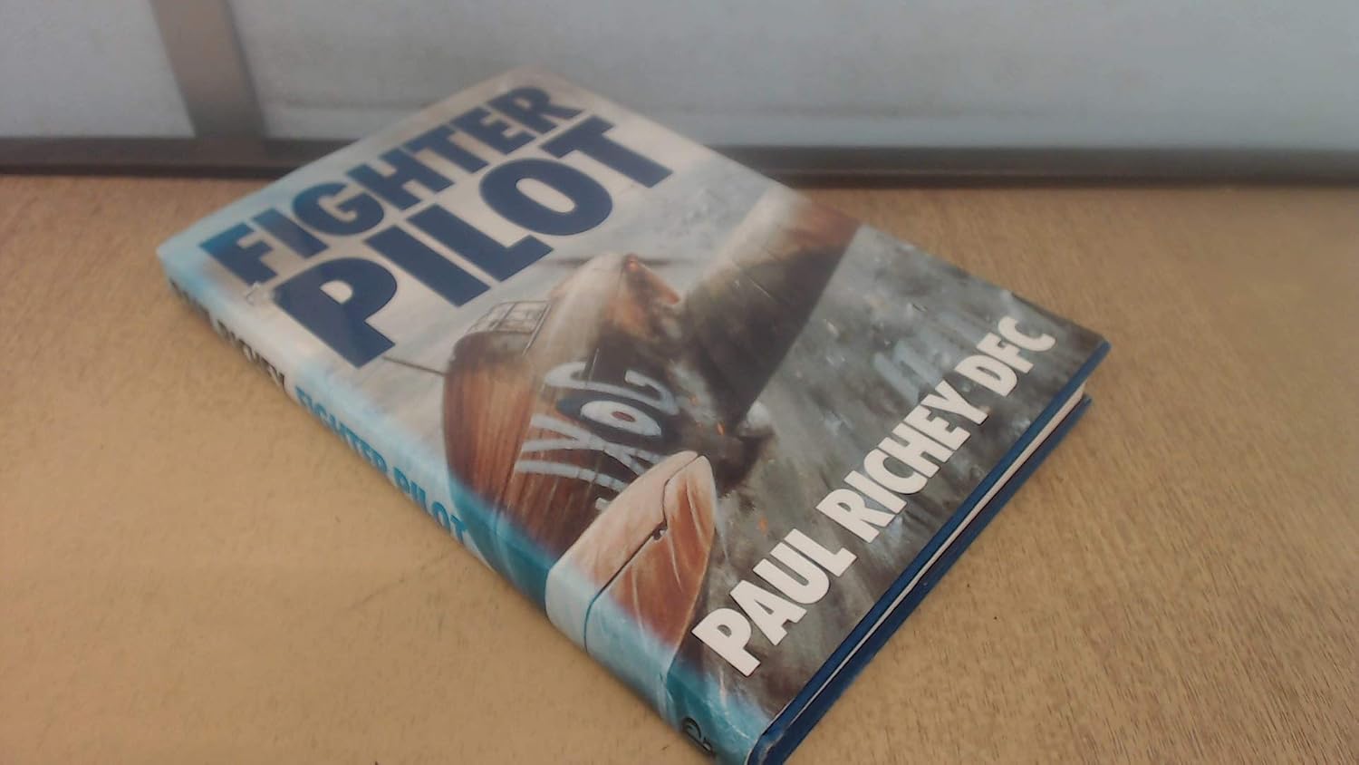 Fighter Pilot: Amazon.co.uk: Richey, Paul: 9780850527001: Books