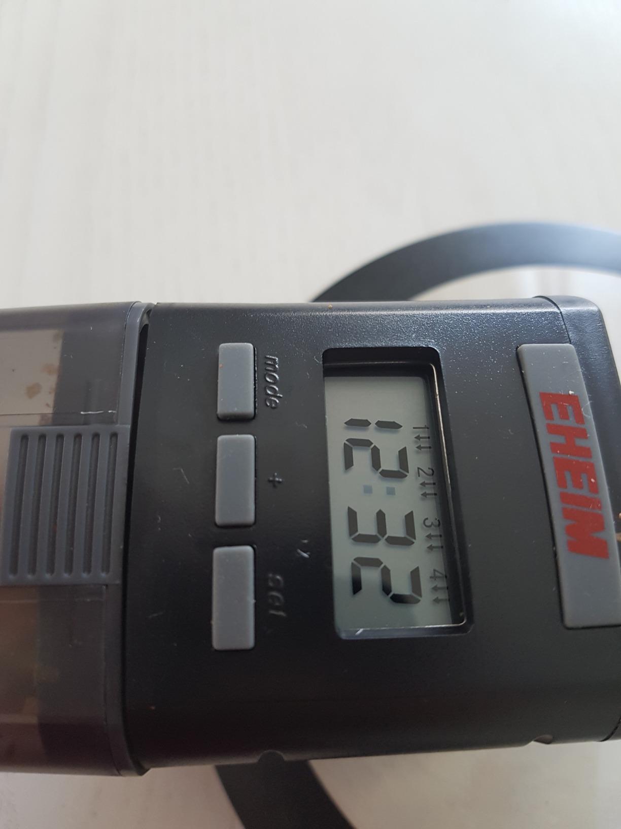 Eheim 3581 Futterautomat für Fischfutter : Amazon.de: Haustier