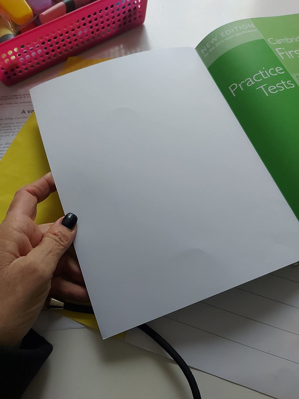Cambridge First Practice Tests Plus New Edition Students' Book with Key ...