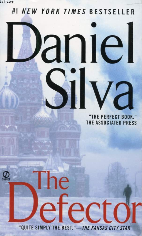 The Defector: Daniel Silva: 9780451231420: Amazon.com: Books