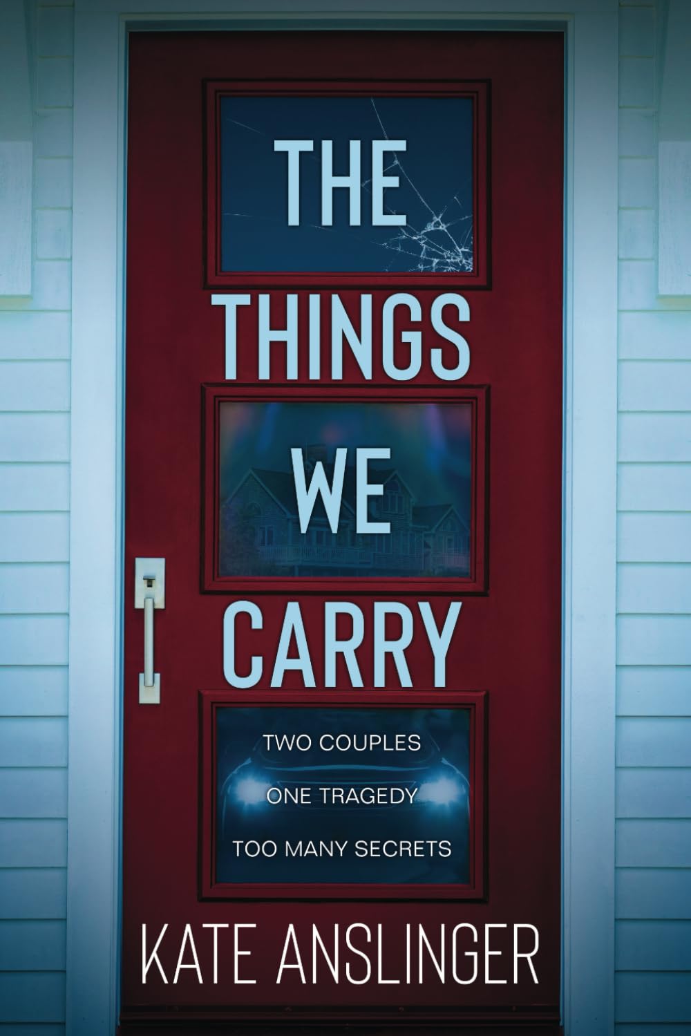 The Things We Carry (The Town): Anslinger, Kate: 9798397782395: Amazon ...