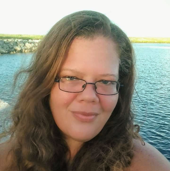 Heather Gibson's Instagram, Twitter & Facebook on IDCrawl