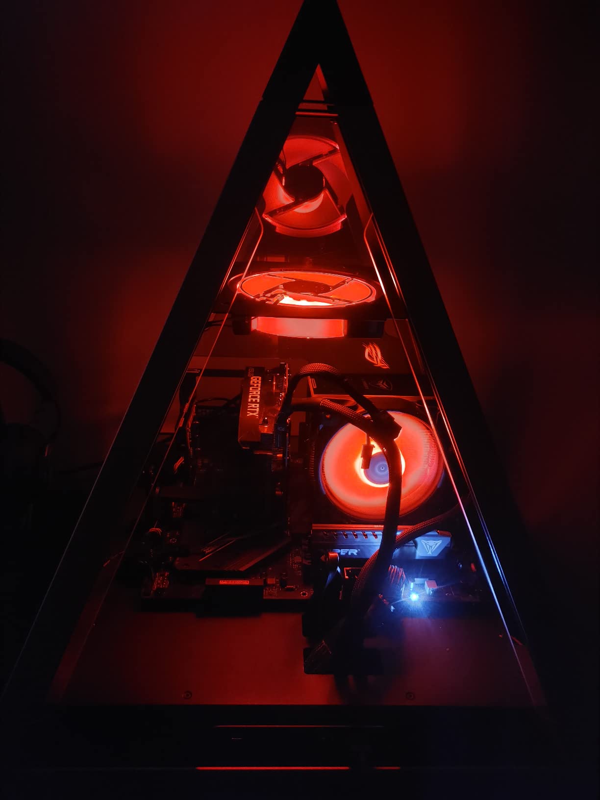 $13/mo - Finance AZZA CSAZ-804L Pyramid Innovative ATX case | Buy Now ...