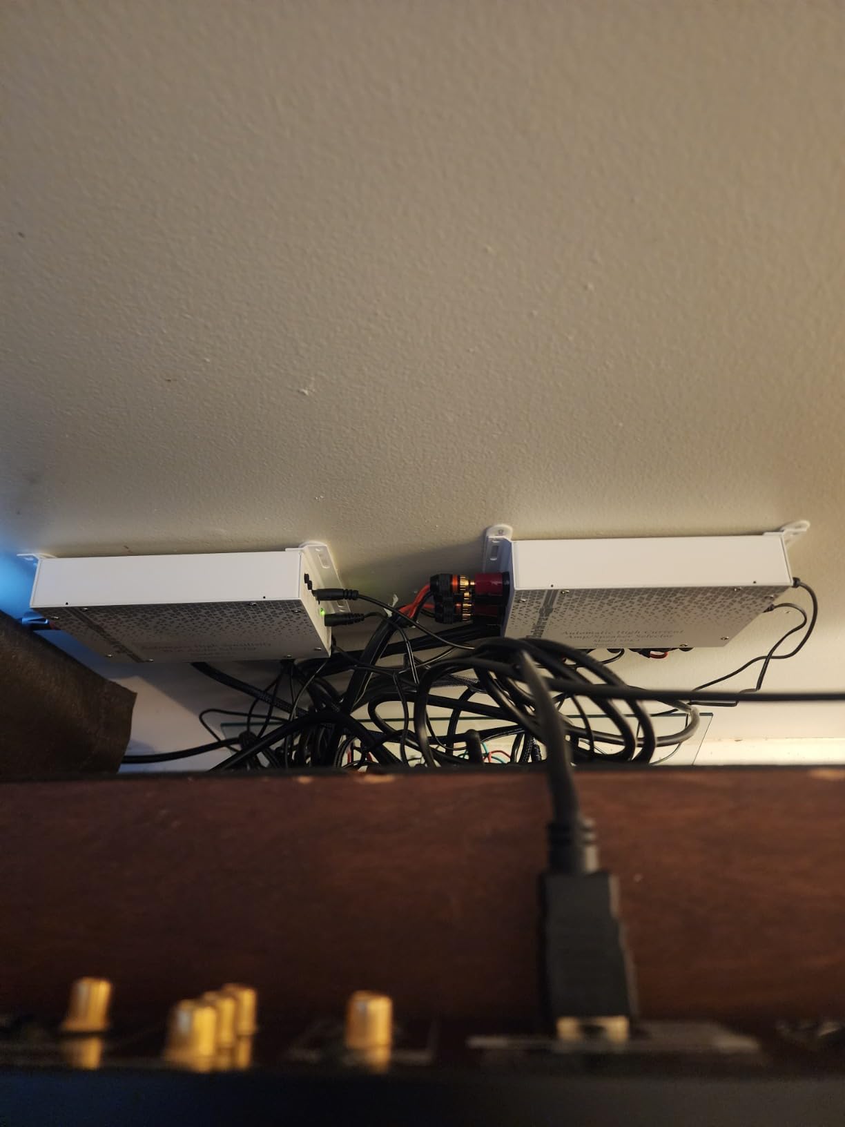 Amazon.com: Automatic RCA Audio Selector by BobWire, Model RCA1 ...