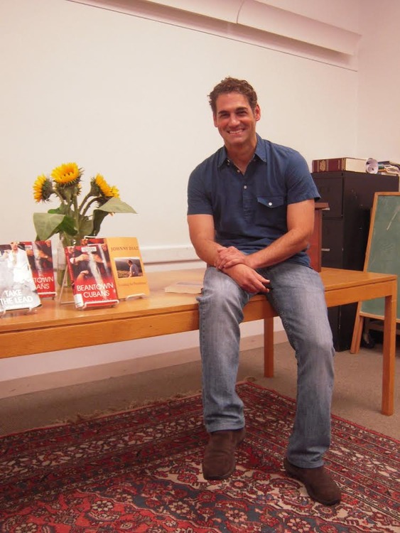 Amazon.com: Johnny Diaz: books, biography, latest update