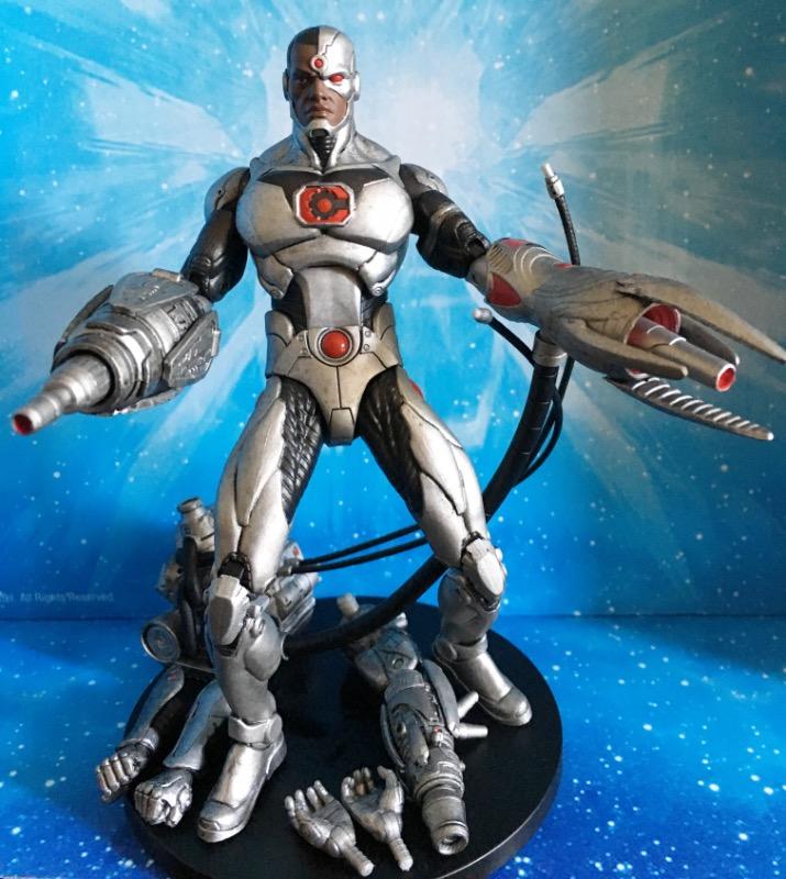 Amazon.com: DC Collectibles DC Comics Icons: Cyborg from Forever Evil ...
