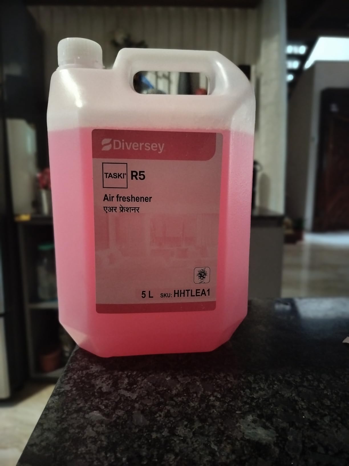 Diversey Taski Diversey R5 Air Freshener - 5 L : Amazon.in: Home & Kitchen