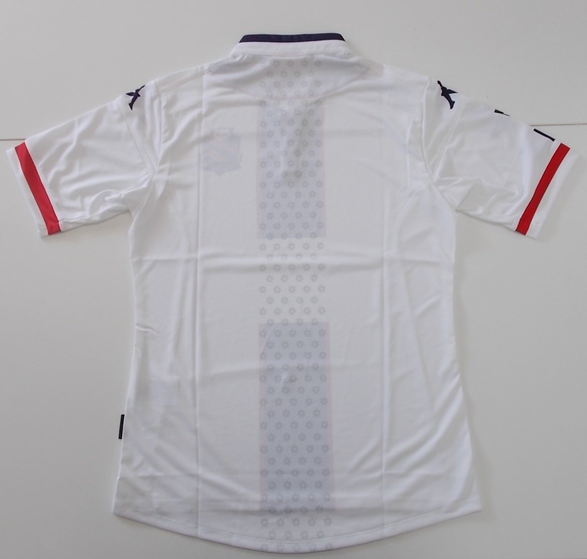 Kappa(カッパ) コンサドーレ札幌 半袖ギアトップス Oサイズ ホワイト KF612GT02U-WT-O Amazon.co.jp: Kappa(カッパ) コンサドーレ札幌 半袖ギアトップス XO