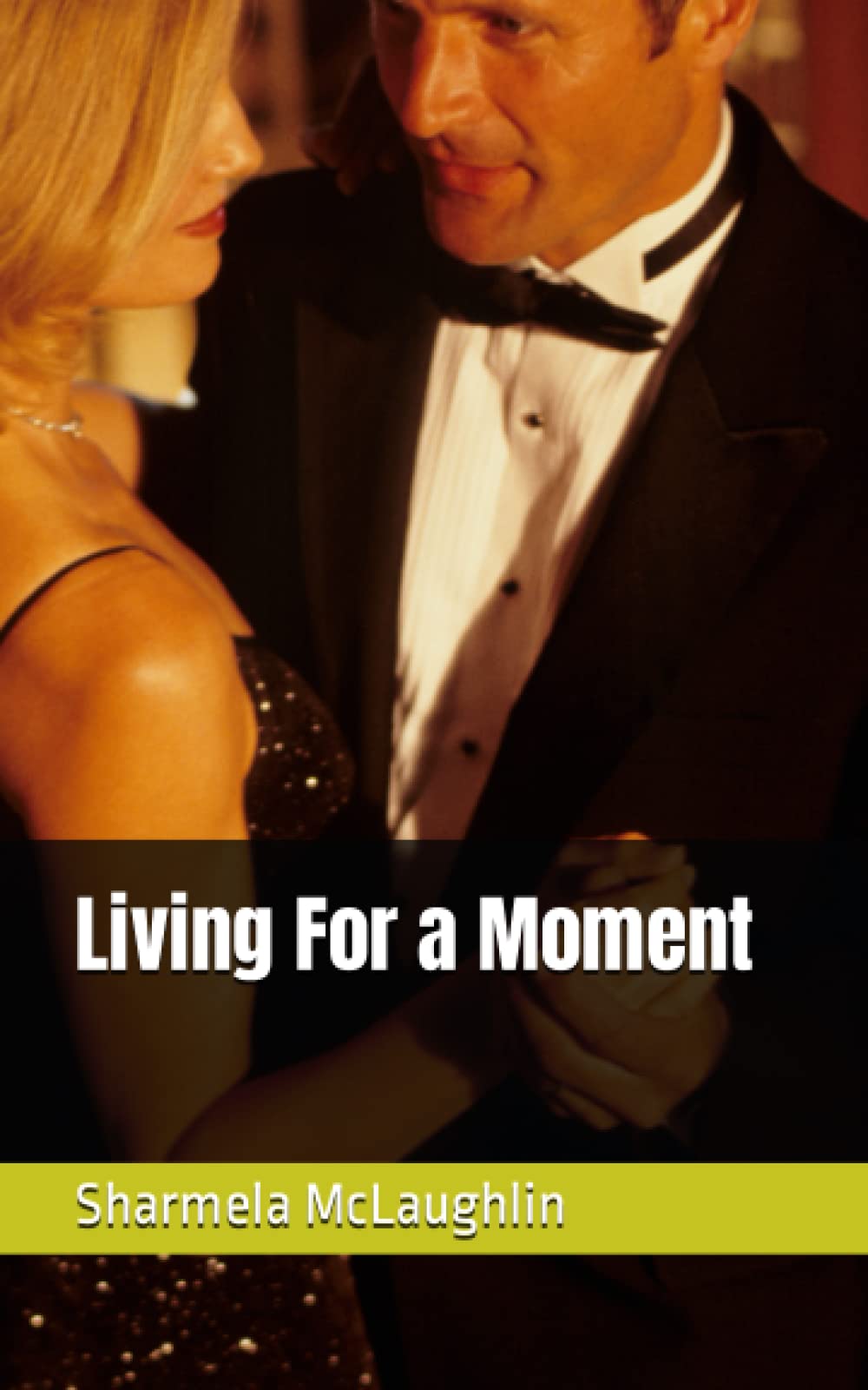 Amazon.com: Living For a Moment: 9798376297407: McLaughlin, Sharmela: Books
