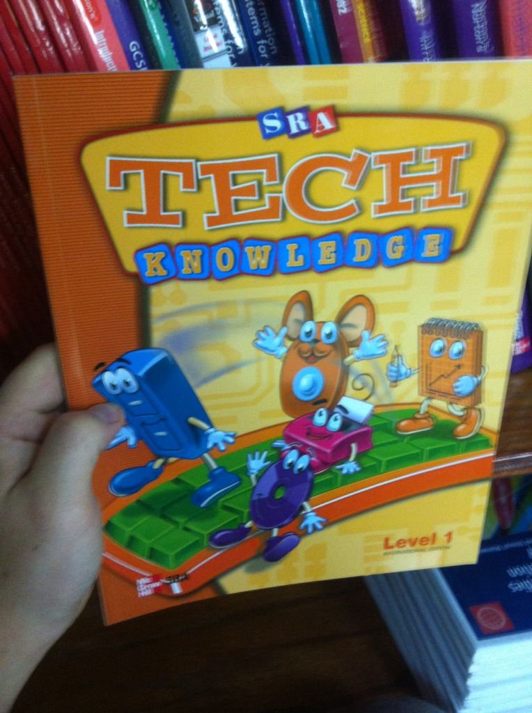 Tech Knowledge Level 1 [Paperback] McGraw Hill (USA) : Amazon.in: Books