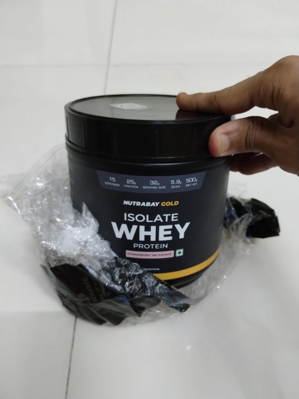 Nutrabay Gold Whey Protein Isolate Powder - 1kg, Kesar Badam Pista ...