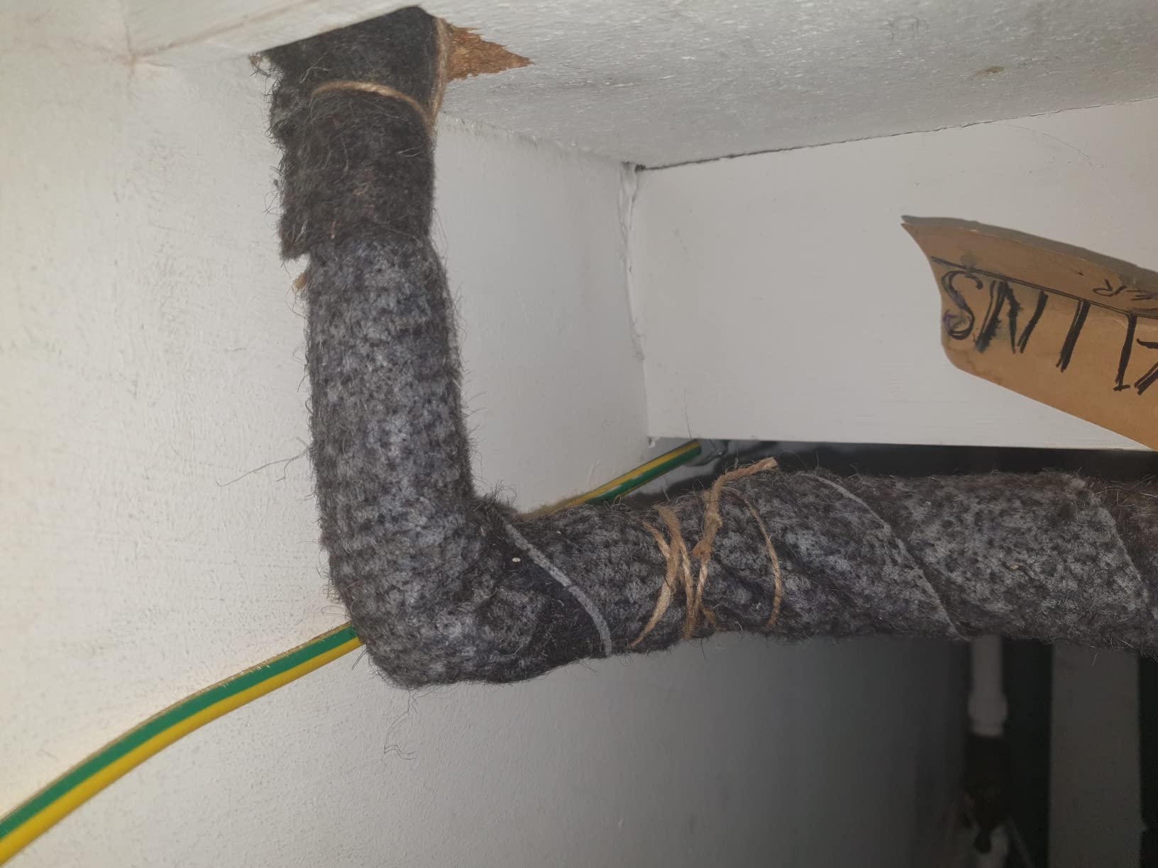 7.2m Pipe Lagging wrap : Amazon.co.uk: DIY & Tools