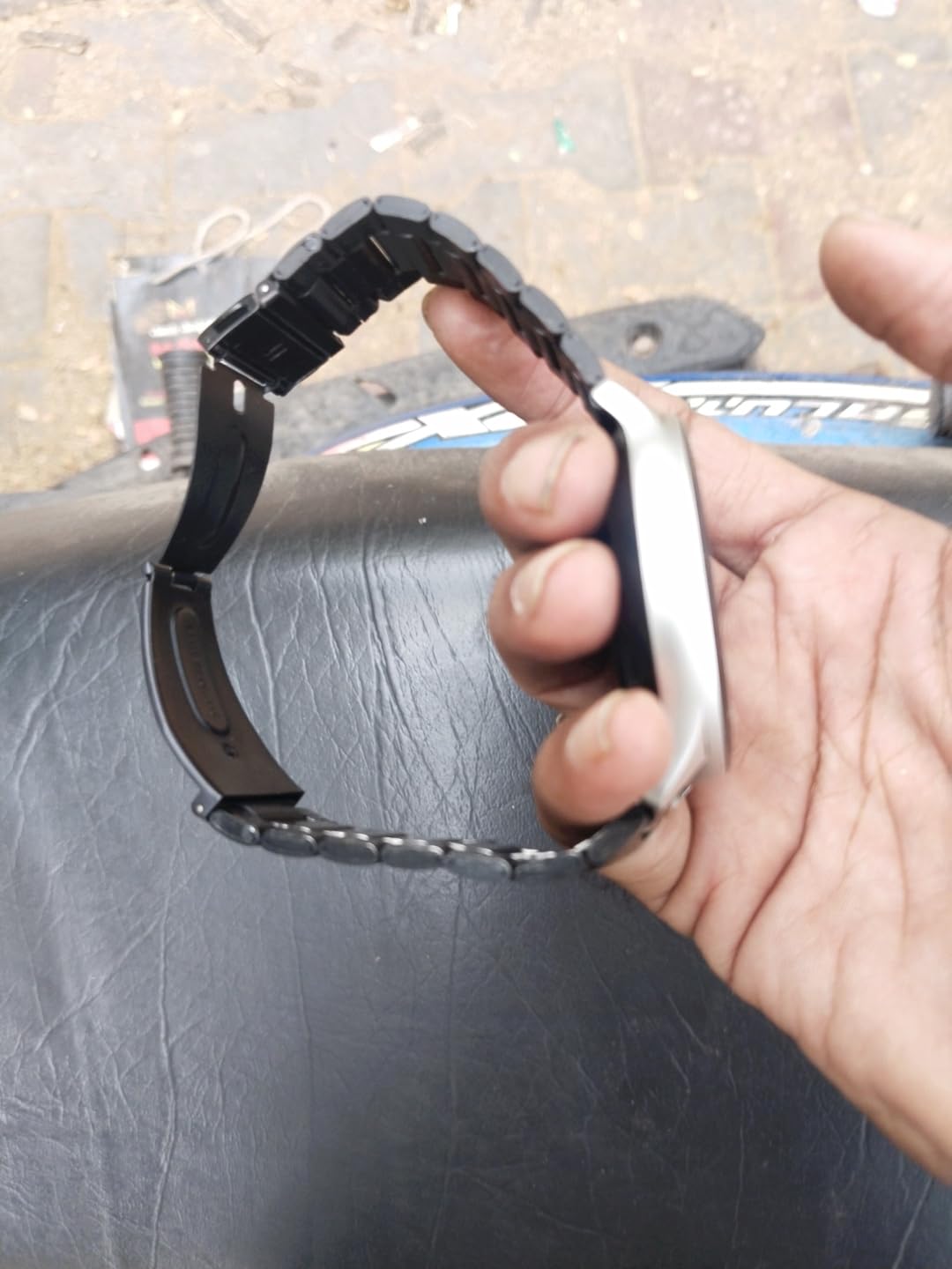 INEFABLE 22mm SmartWatch Strap with Heavy Metal Chain Compatible with ...