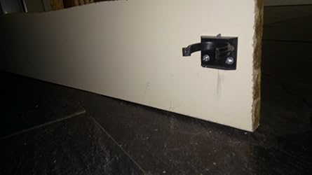 Heavy-Duty Plastic Kitchen Plinth Clips with Bracket - Pack of 10 ...