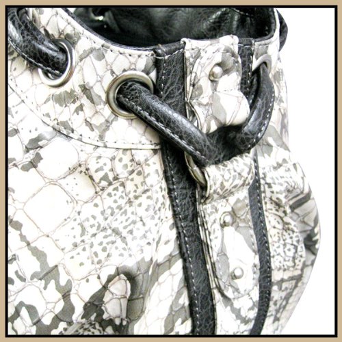 Snapklik.com : Faux Snake Leather Pet Carrier