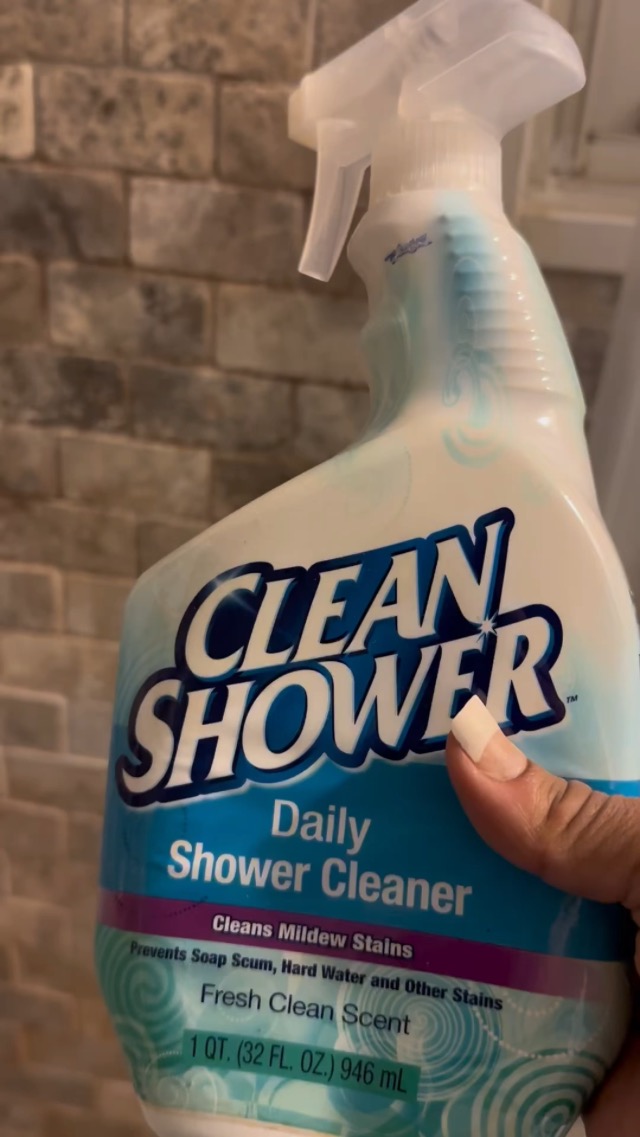 Watch Review of Clean Shower Daily Shower Cleaner on Amazon Live