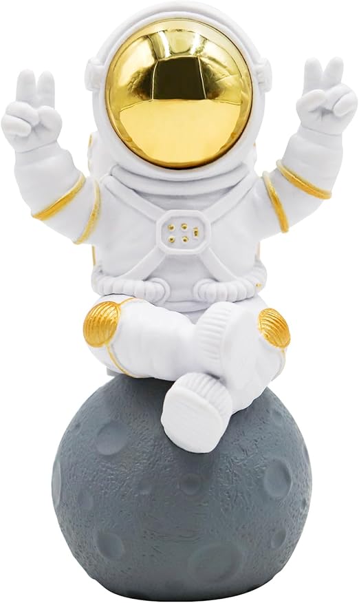 Amazon.com: Astronaut Statue Decor, Resin Spaceman Figurine Decorations ...