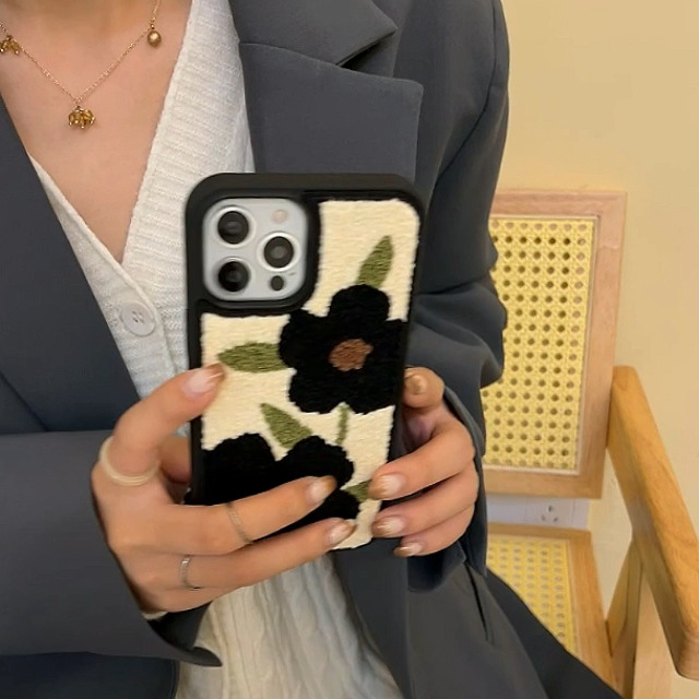 Watch Cute Black Flower Embroidery phone case for Girl Women on Amazon Live