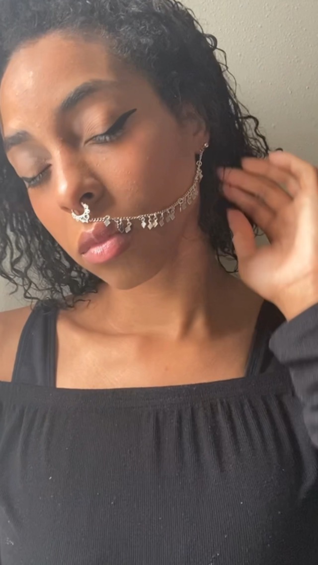 Watch Assorted Nose Chain on Amazon Live