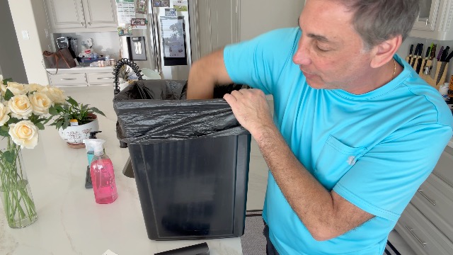 Watch Trash Can Liners Review & Unboxing - 4K on Amazon Live