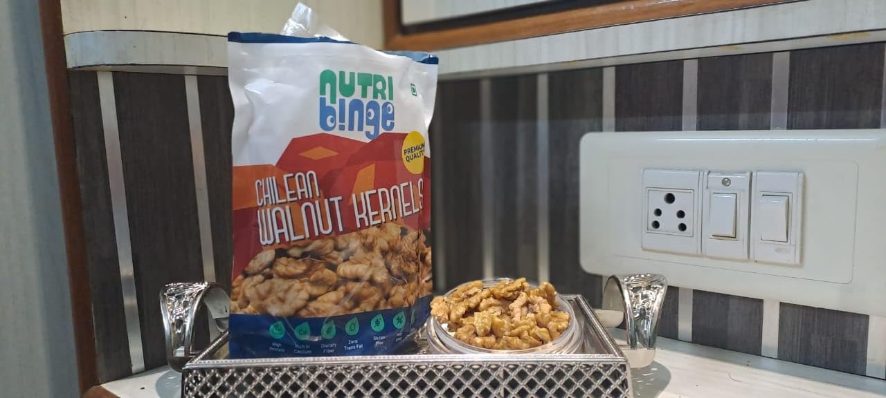 NUTRI BINGE Chilean Walnut (Akrot 250 Grams - Pack of 1), Premium ...