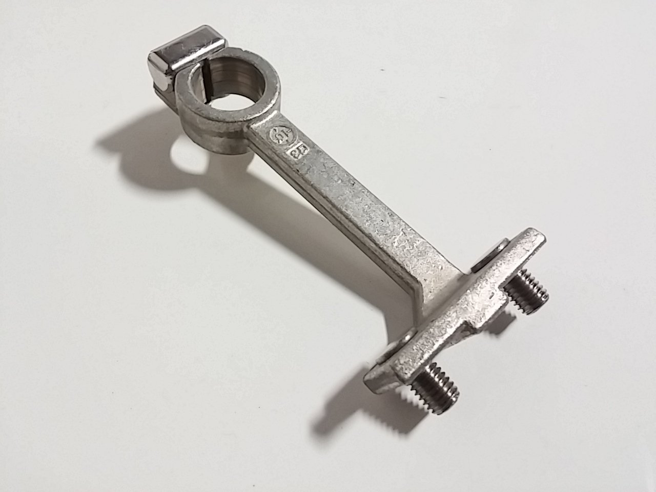 Amazon.com: Genuine Volvo Battery Cable Terminal End Positive : Automotive