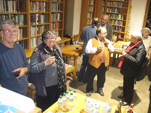 Amazon.in: Susan Curran: books, biography, latest update