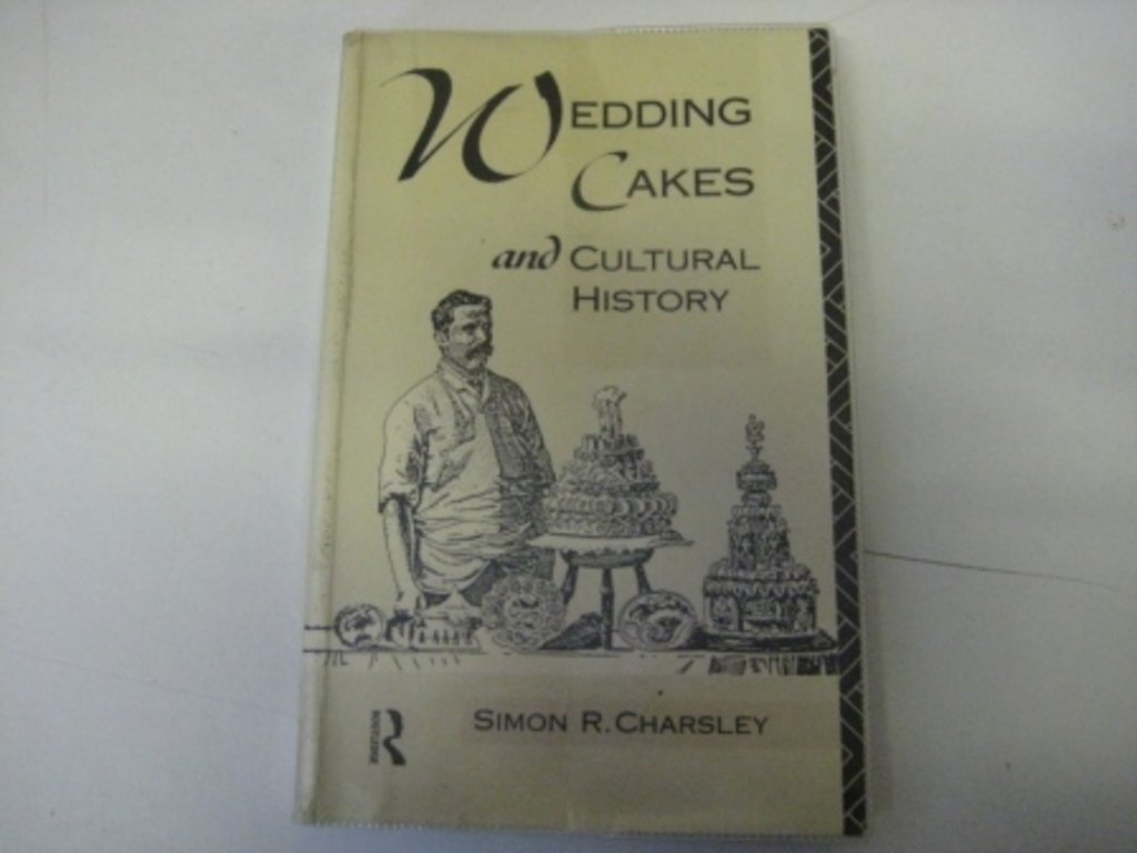 Amazon.com: Wedding Cakes and Cultural History: 9780415026499: Charsley ...
