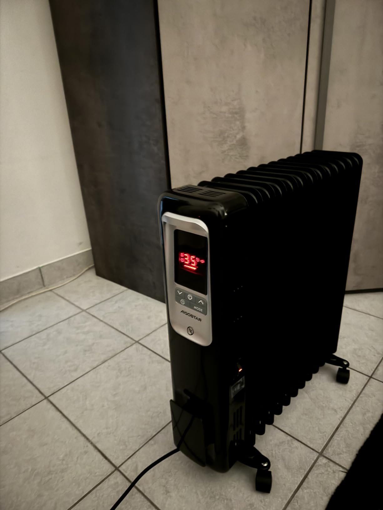 Aigostar Oil Monster 33JHH -Radiatore ad olio da 2500W. Radiatore ...