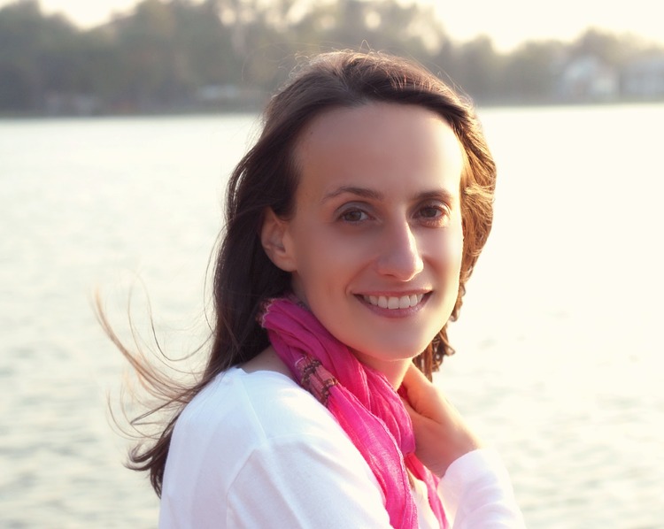 Amazon.com: Amy Holt: books, biography, latest update