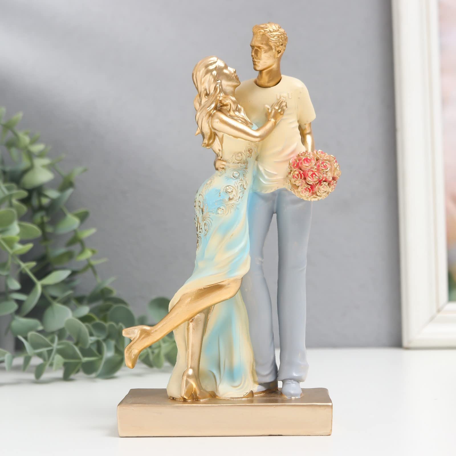 Amazon.com: AEVVV Love Couple Figurine - Romantic Couple Statue Decor ...