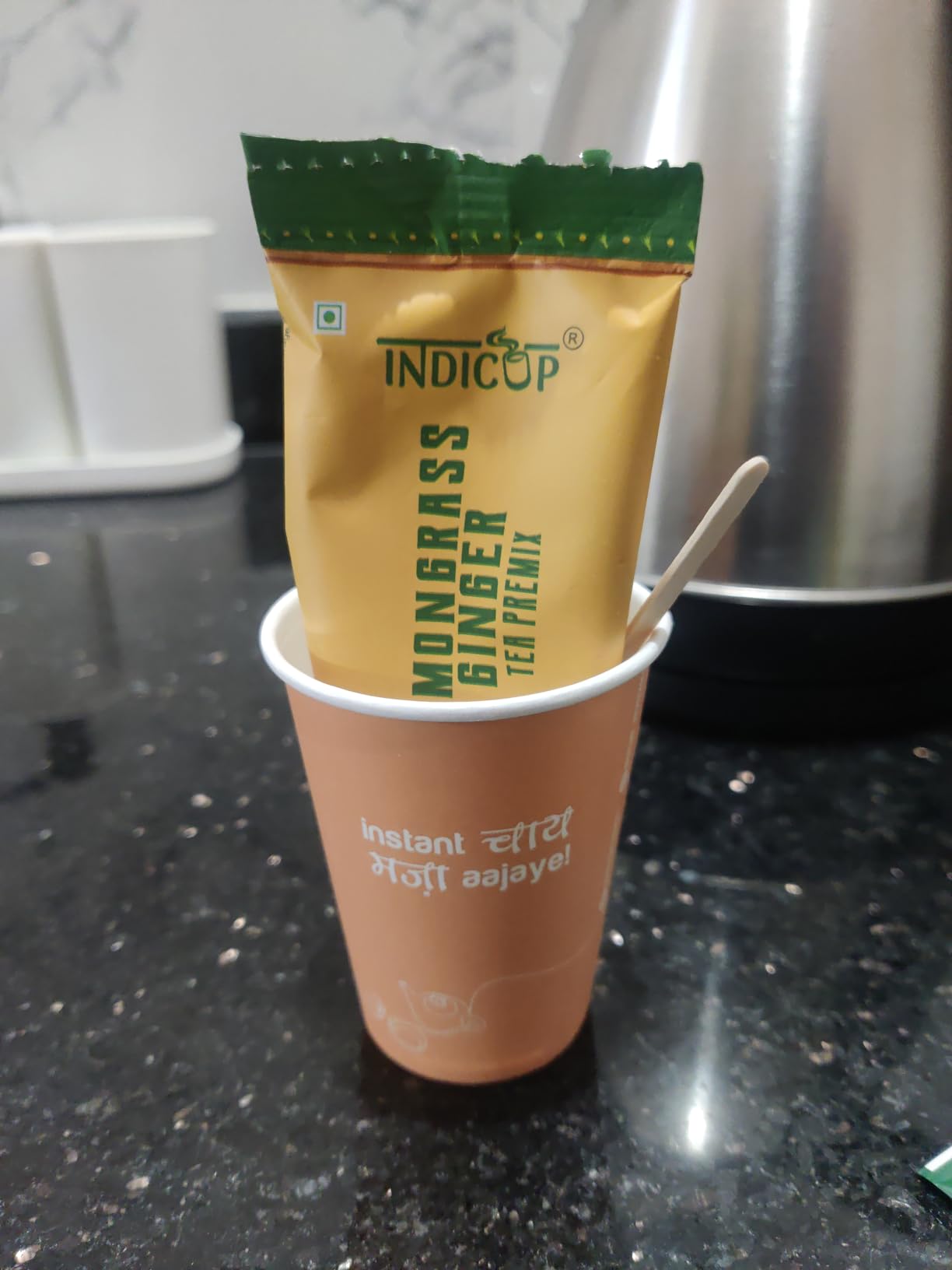 Indicup Lemongrass Ginger Tea Instant Premix, Pack of 2-20 sachets ...