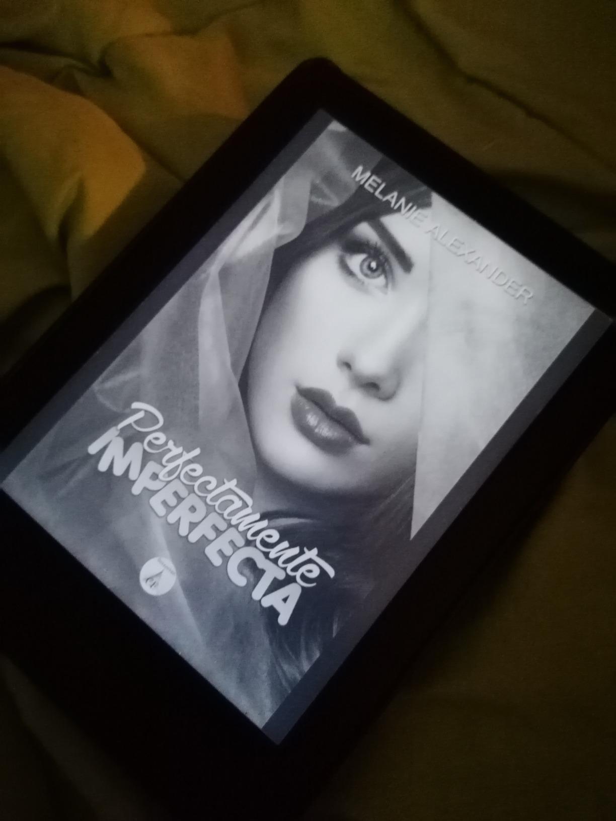 Perfectamente Imperfecta : Alexander, Melanie: Amazon.es: Libros