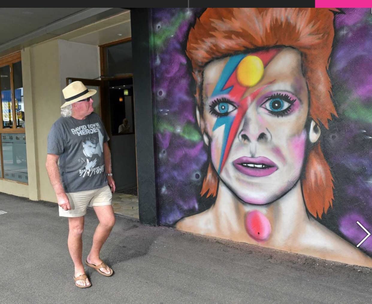 David Bowie - Divine Symmetry | Amazon.com.au | Music