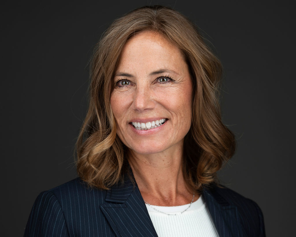 Amazon.com: Dr. Julie Compton: books, biography, latest update