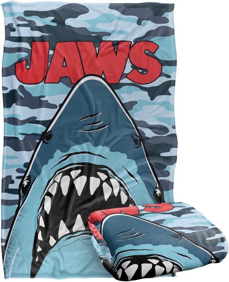 Amazon.com: Jaws Camo Jaws Silky Touch Super Soft Throw Blanket 36" x ...