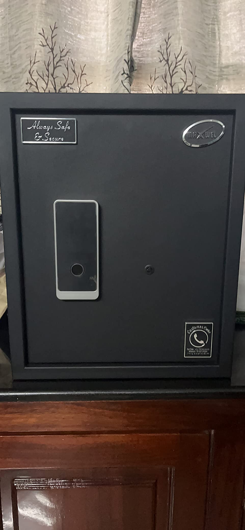 Maxwel Biometric Safe Locker (40 Litres) | Home, Hotel And Office Safes ...