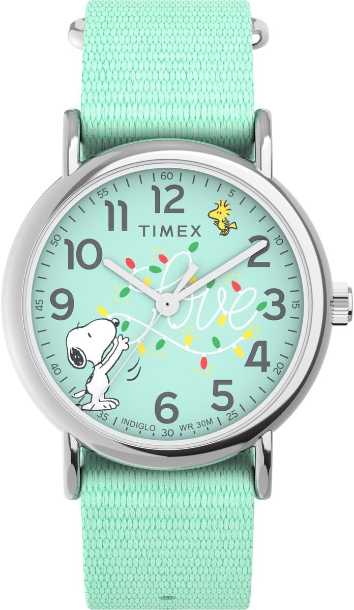 Amazon.com: Timex Women's Analogue Watch Weekender x Peanuts Holiday ...