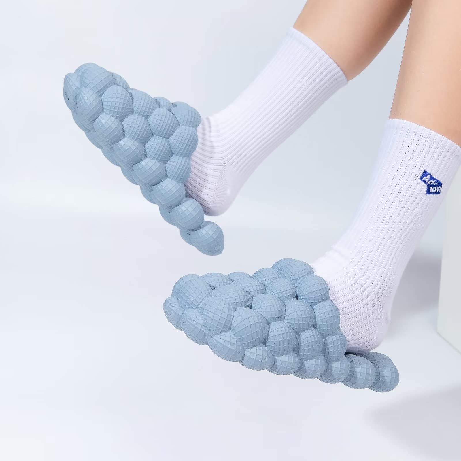 (Size 39/40)Massage Slippers Bubble Slides for Women Men, Eohsnem Soft ...