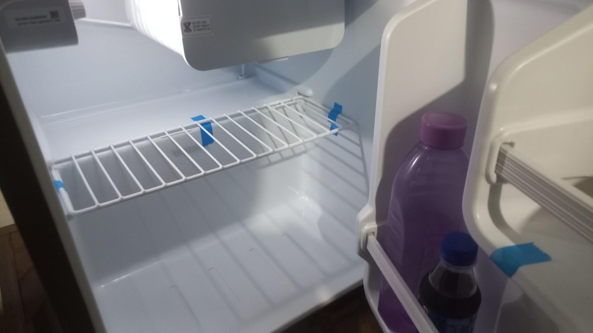 Amazon Brand - Solimo Mini Fridge with Direct Cooling Technology ...