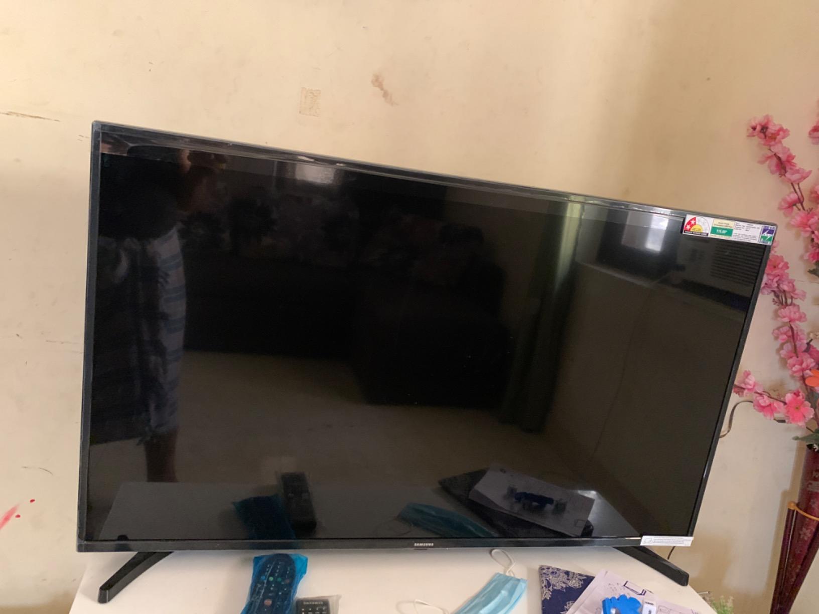 Samsung 108 cm (43 inches) Full HD LED Smart TV UA43T5310AKXXL (Glossy ...