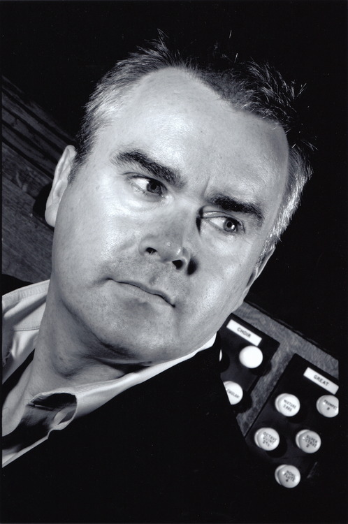 Amazon.co.uk: Huw Edwards: books, biography, latest update